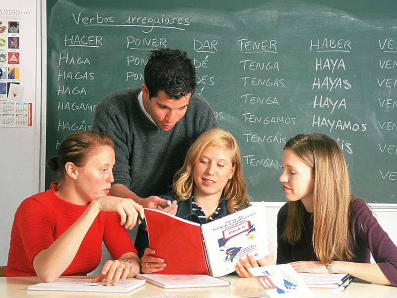 Kitesurf school in Tarifa - Kite, surf and SUP courses in Tarifa ...
